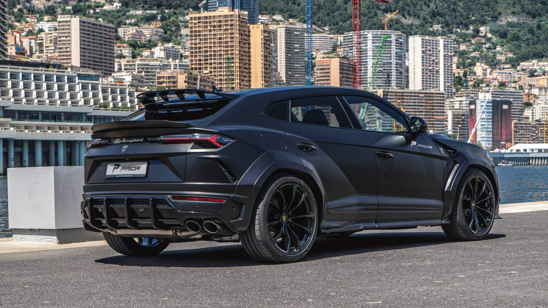 Lamborghini Urus Tuning - Prior Design PD700 Widebody Kit