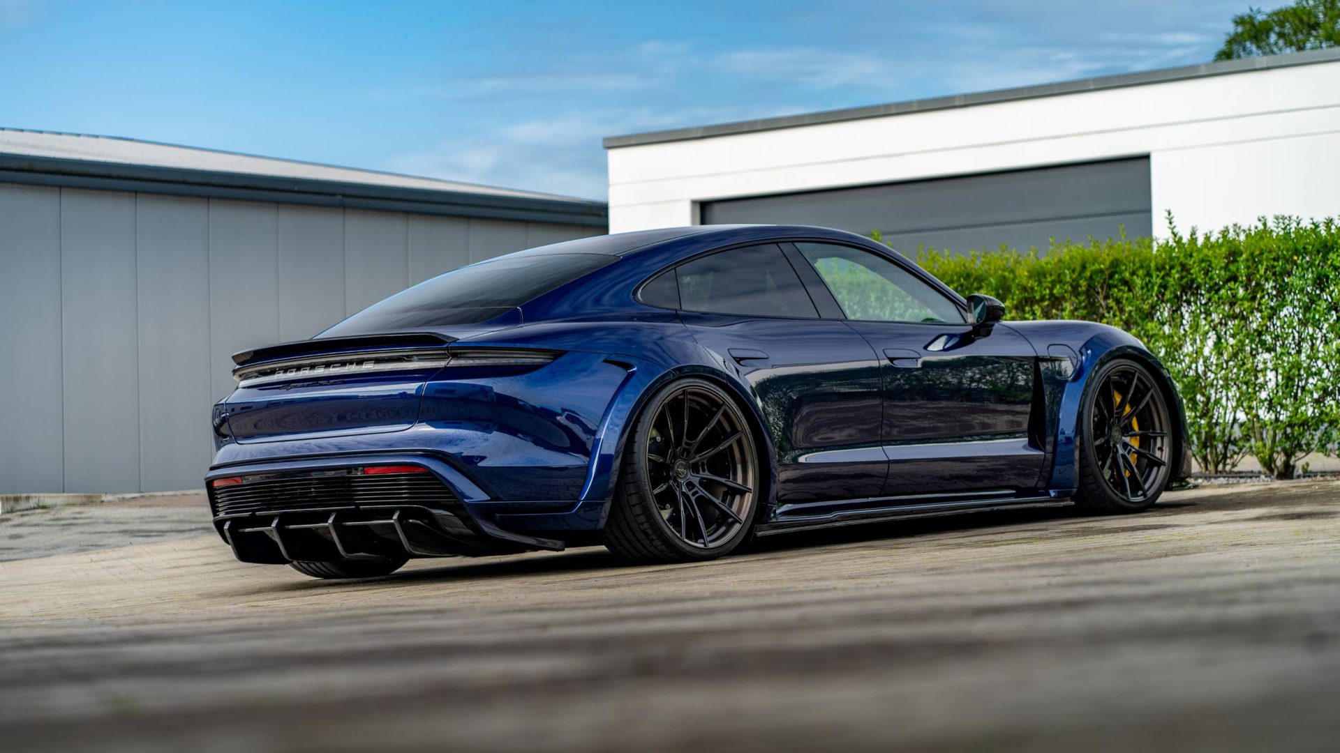 Porsche Taycan Tuning - Prior Design PD-TE Widebody Aerodynamic Kit