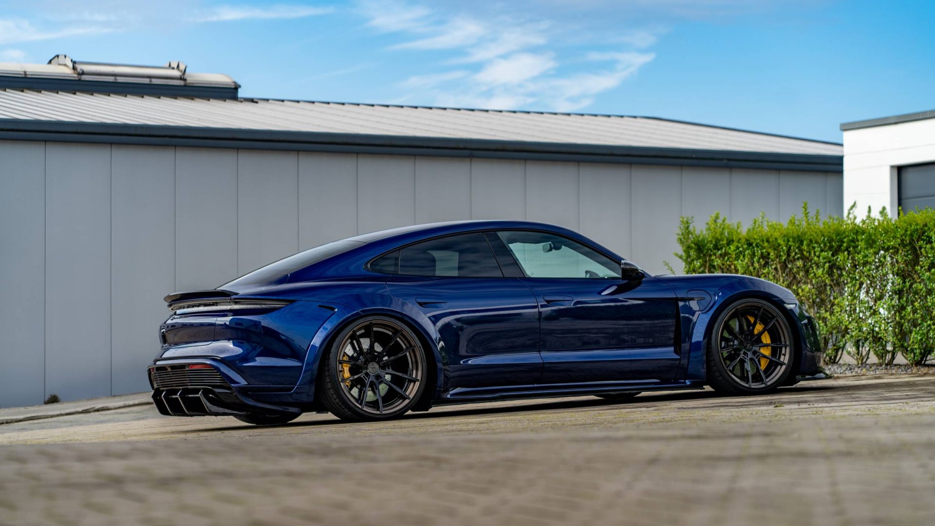 Porsche Taycan Tuning - Prior Design PD-TE Widebody Aerodynamic Kit