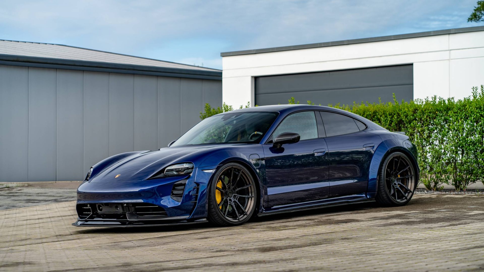 Porsche Taycan Tuning - Prior Design PD-TE Widebody Aerodynamic Kit