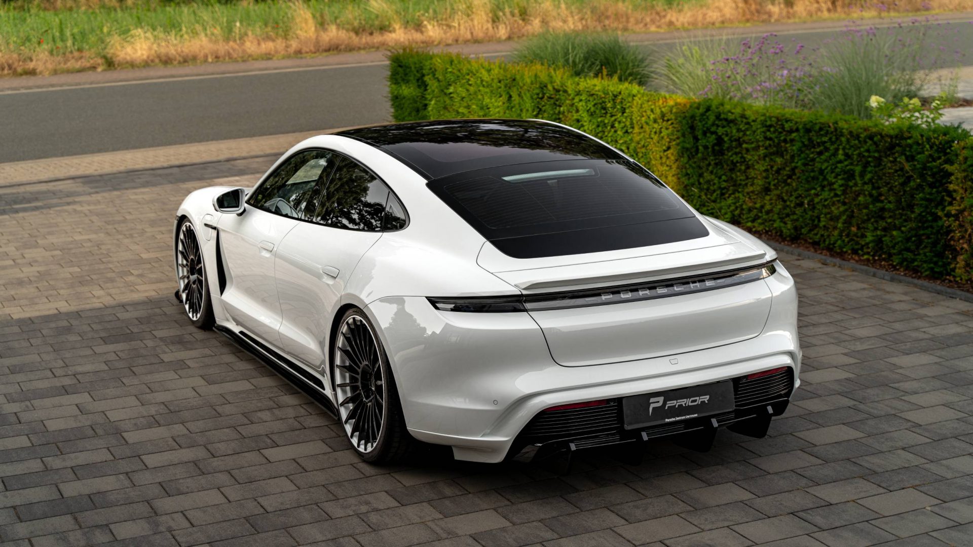 Porsche Taycan Tuning - Prior Design PD-TE Widebody Aerodynamic Kit
