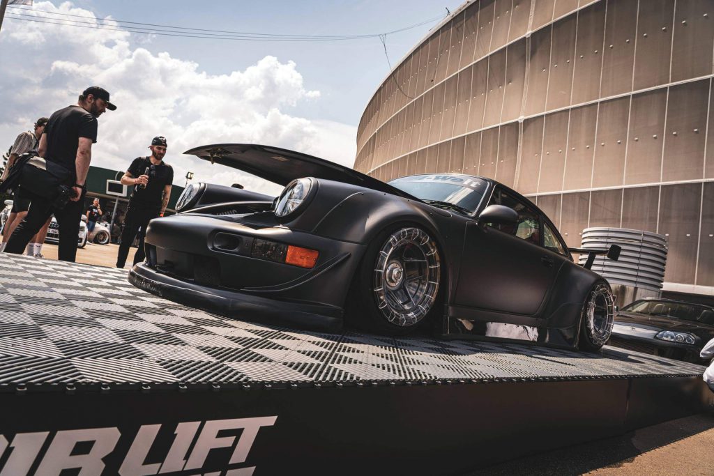 Ultrace Official 2023 - Prior Design Stand